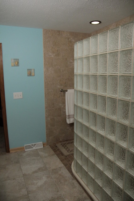 Glass Block Shower - Contemporain - Salle de Bain - Cleveland - par ...