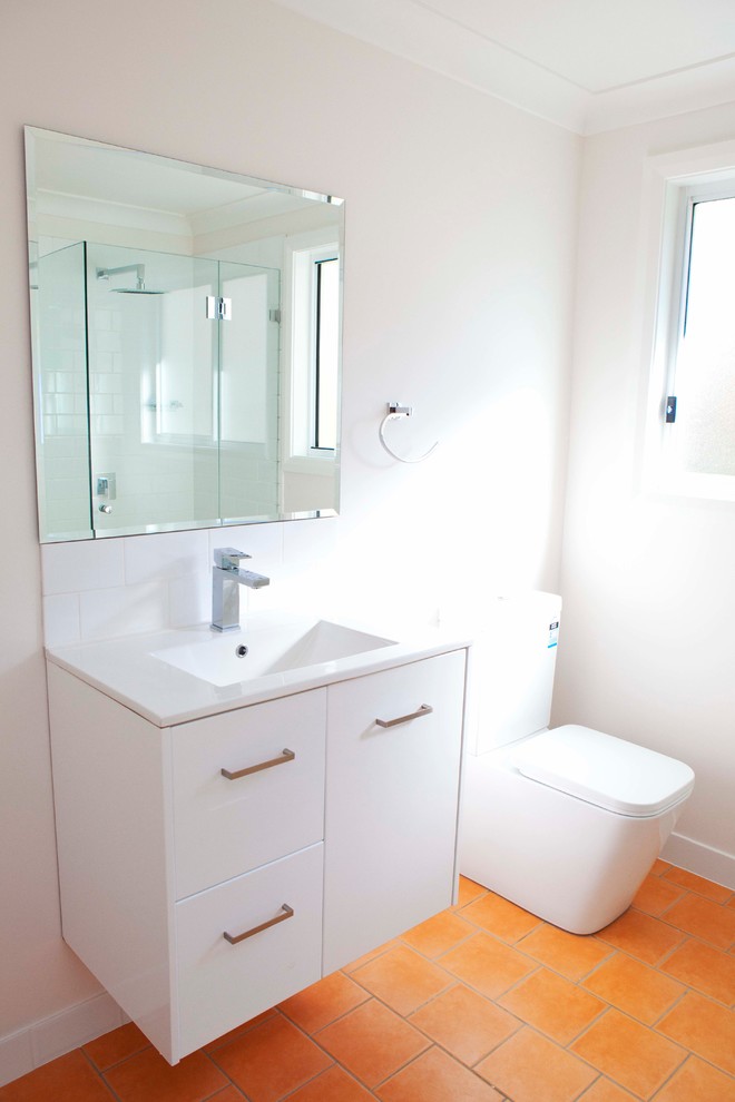 Granny Flat, Narraweena - Contemporary - Bathroom - Sydney - by RESCON ...
