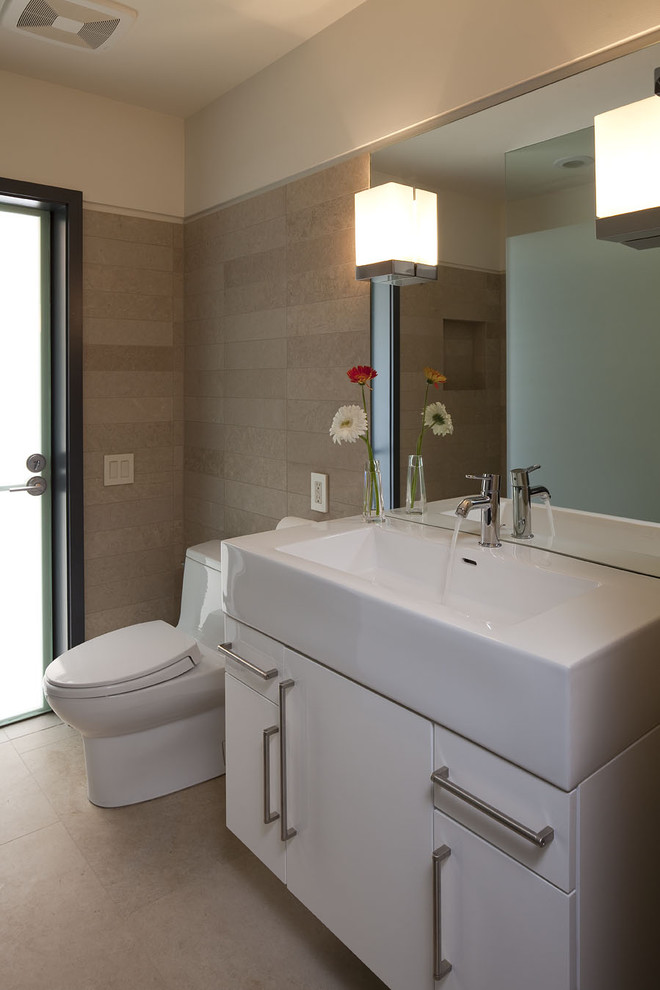 High-gloss lacquer vanity | Arete Kitchens - Modern - Bathroom - Austin ...