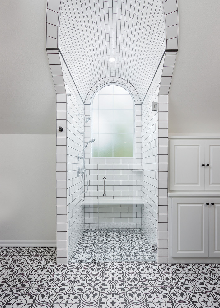 Highland Village Attic Conversion/Remodel - Classique Chic - Salle de Bain - Dallas - par Agape ...