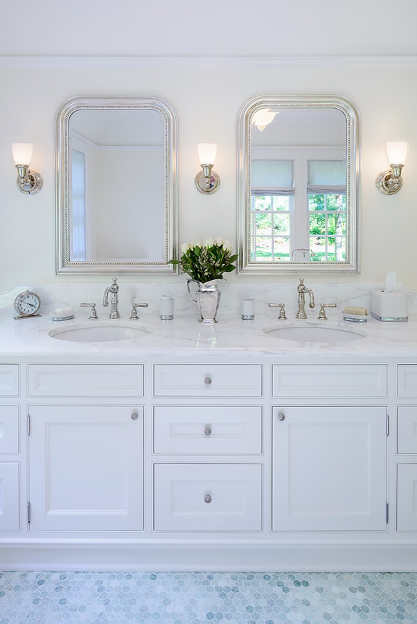 Highlands Dutch Colonial - Traditional - Bathroom - Seattle - by ...