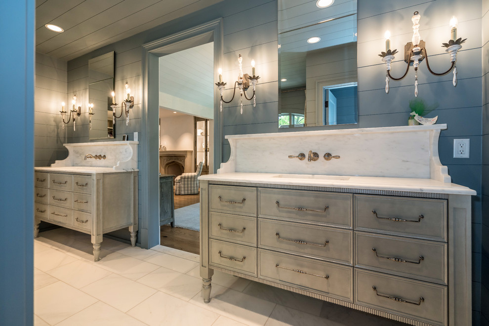 Huntleigh Woods Custom Home 3 - Traditional - Bathroom - St Louis - by ...