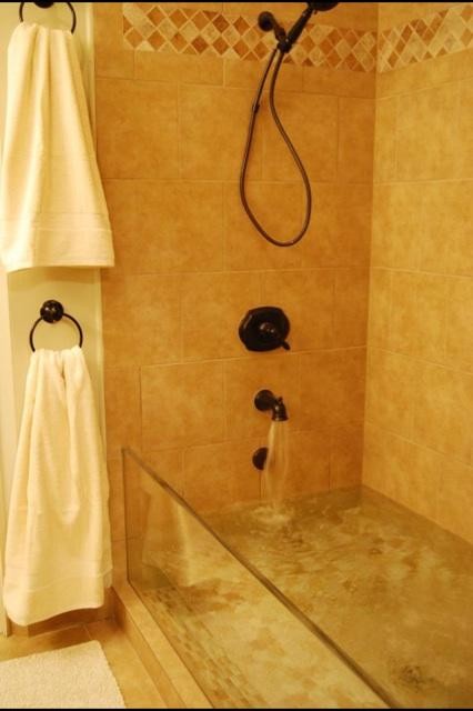 Invisible tub - Modern - Bathroom - Atlanta - by Erik Davin | Houzz