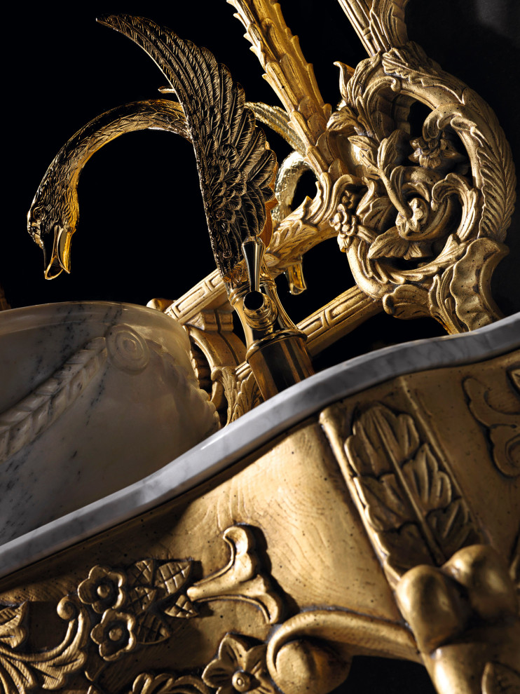 Isabel Classic bathroom sink console detail. Gold - Traditional ...