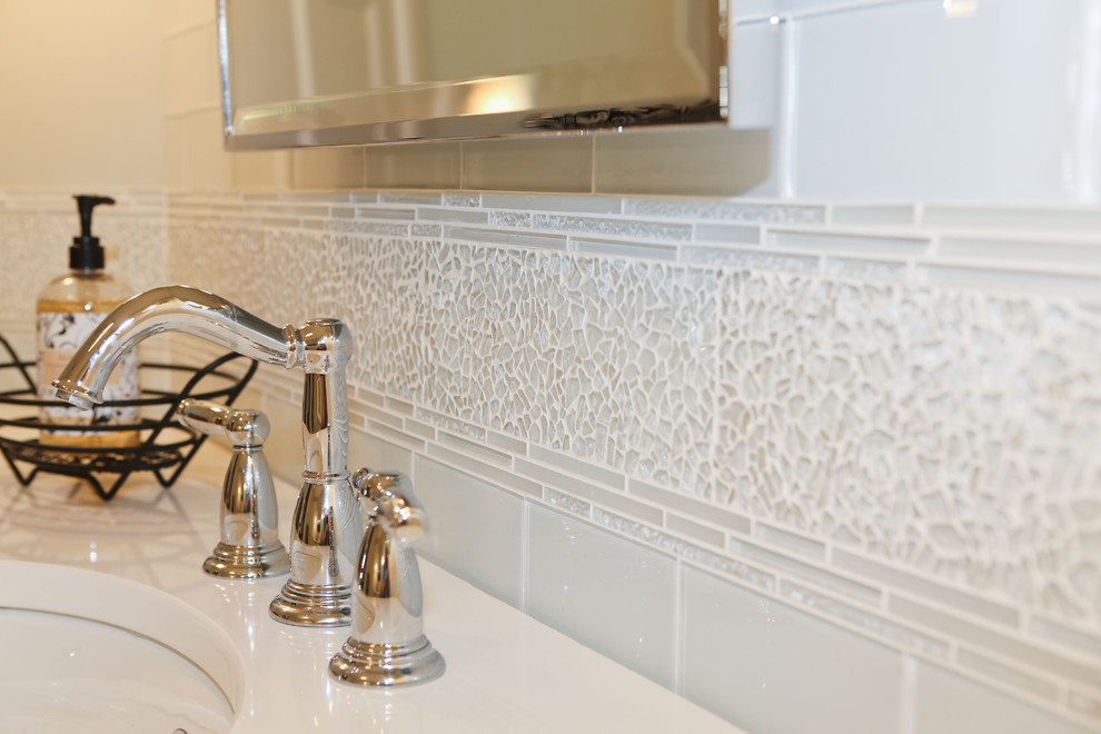 Jack and Jill Bathroom - Eclectic - Bathroom - Newark - by Marie Rego ...