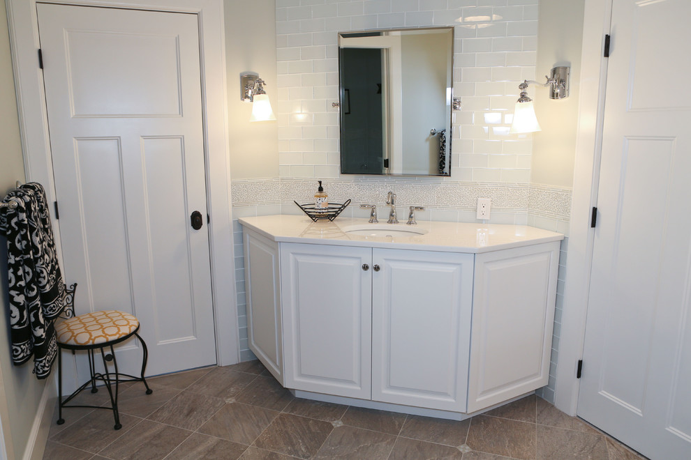 Jack and Jill Bathroom - Eclectic - Bathroom - Newark - by Marie Rego ...