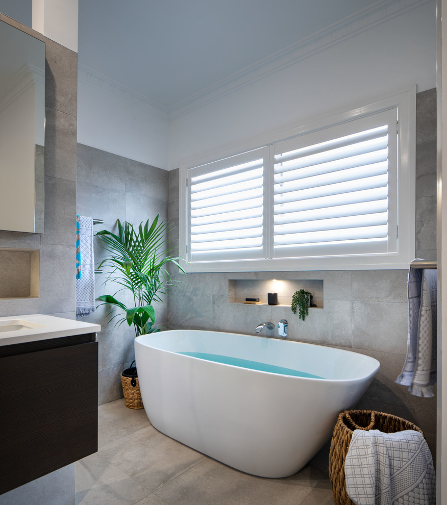 Kew - Feature floor tiles - Contemporary - Bathroom - Melbourne - by ...