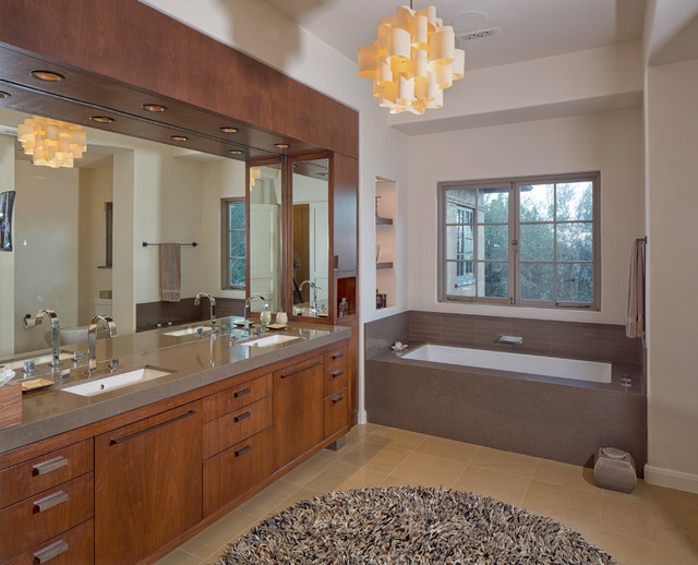 Lago Vista Estate, Beverly Hills, CA - Méditerranéen - Salle de Bain ...