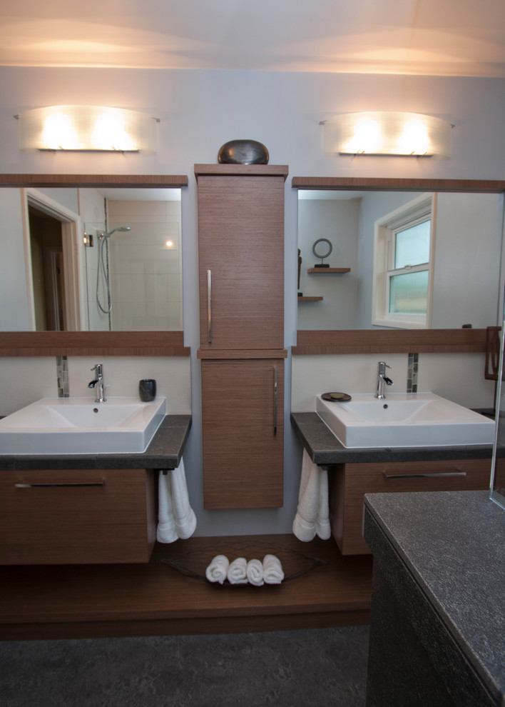 Lean and Linear Bath - Modern - Bathroom - Portland - by LeVernois ...