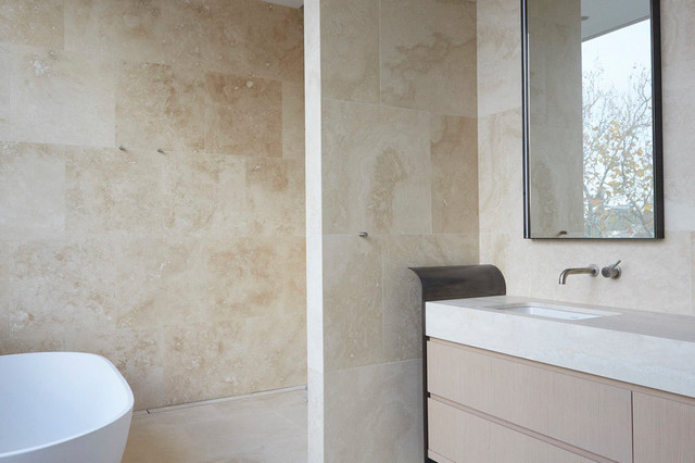 Lindsay Apartments - Contemporary - Bathroom - Melbourne - by De Natris ...