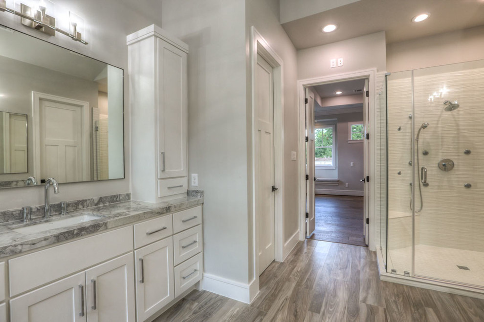 Lomness Residence - Craftsman - Bathroom - Houston - by ACH Custom ...