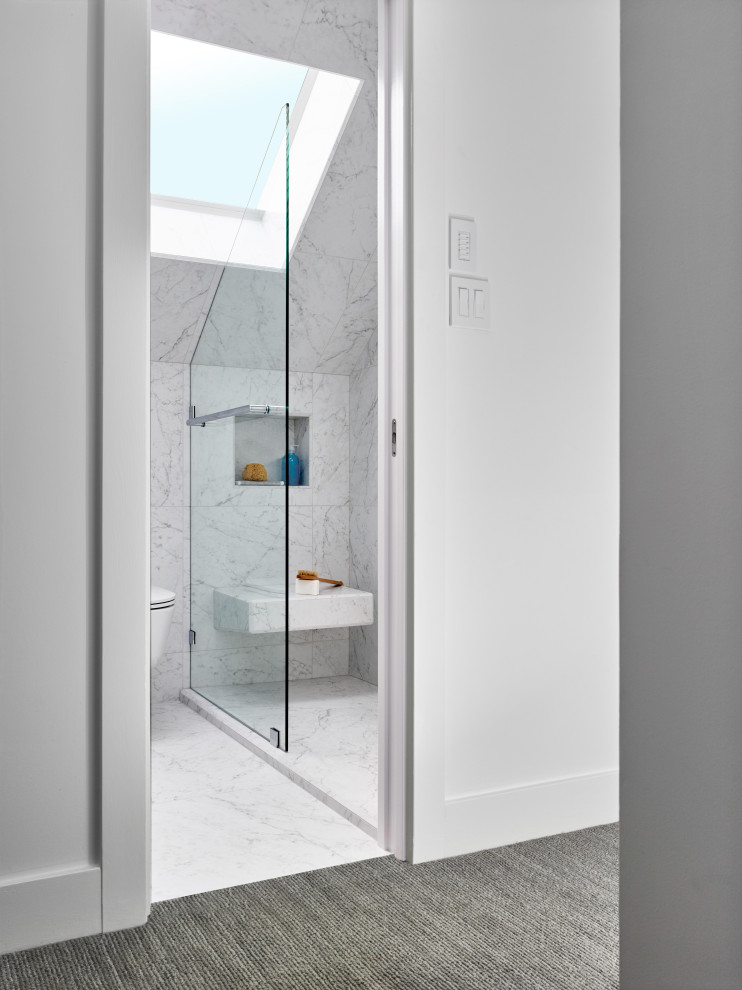 Luminous space thanks to new skylight. New hallway access with pocket ...