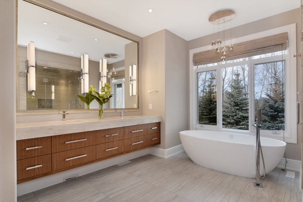 Luxurious Lake House - Contemporain - Salle de Bain - Calgary - par ...