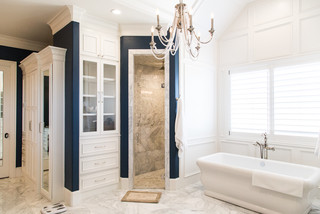 Mabee Home Midland - Traditional - Bathroom - Austin - by 3 Bar Custom ...
