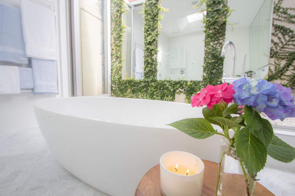 Marble Ensuite - Contemporary - Bathroom - Sydney - by Amaya | Houzz IE