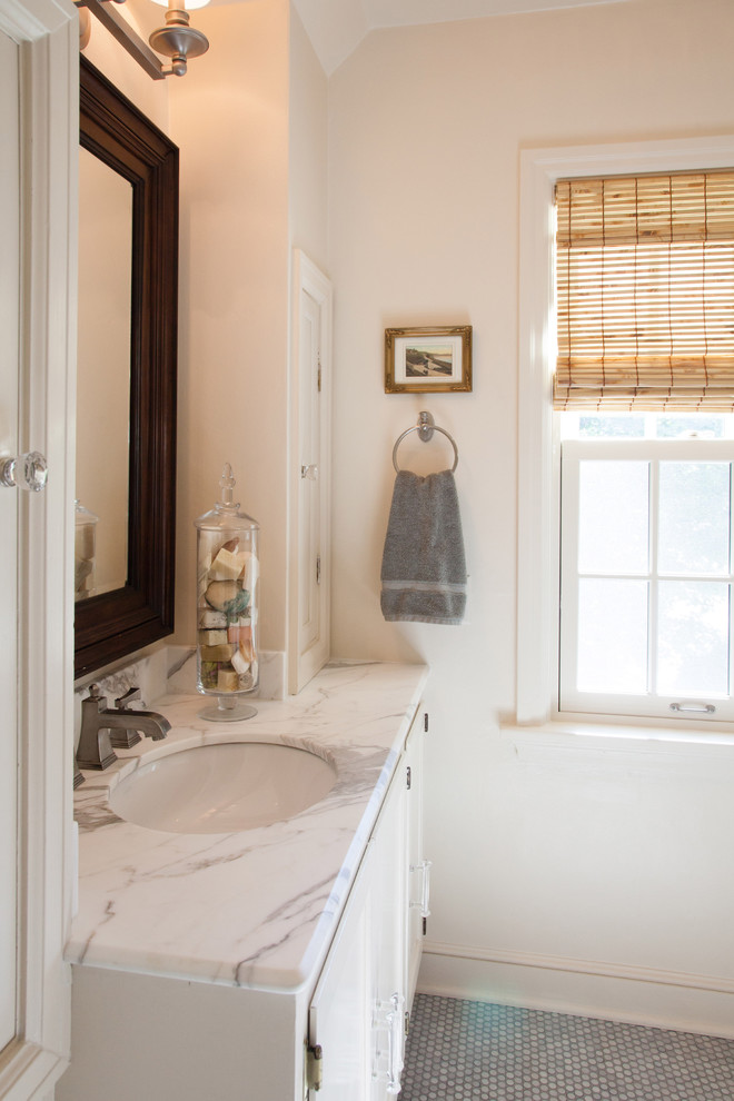Mary Best Designs - Traditional - Bathroom - Milwaukee - by Mary Best ...