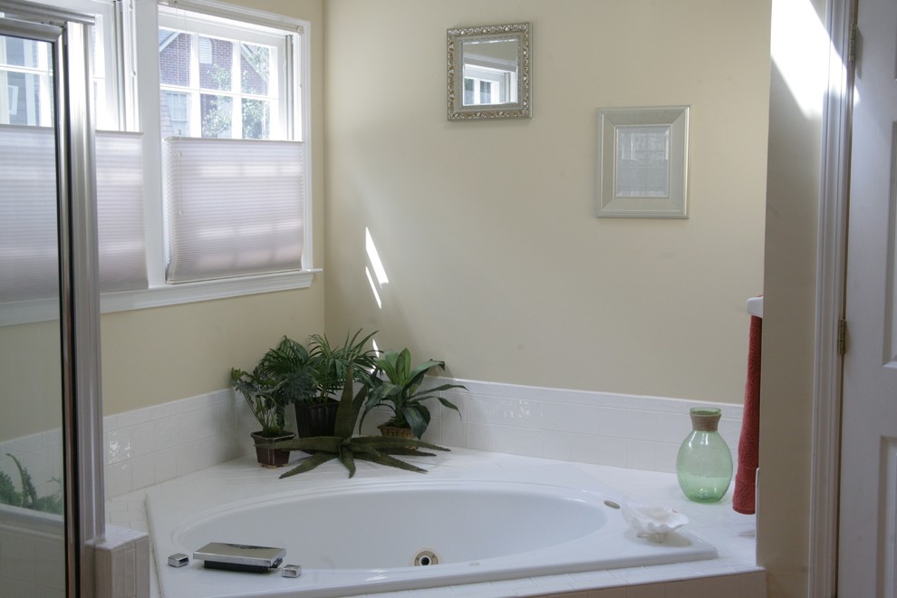 Master Bath After Staging - Classique - Salle de Bain - Atlanta - par ...