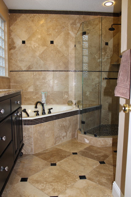 Master Bathroom Travertine, Pebble and Glass - Classique - Salle de Bain - Dallas - par Floors ...