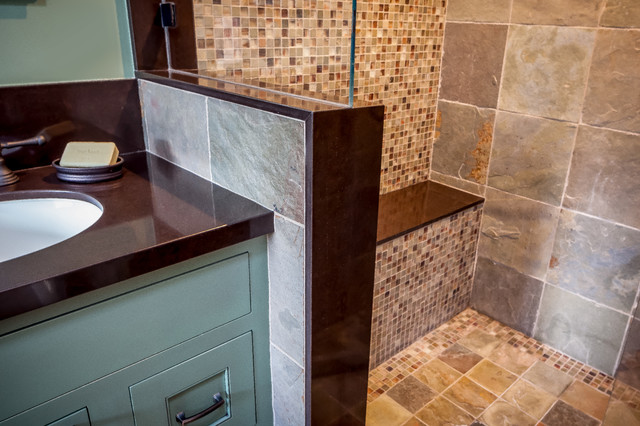 Master Shower with Quartz Counters and Bench - Craftsman - Salle de ...