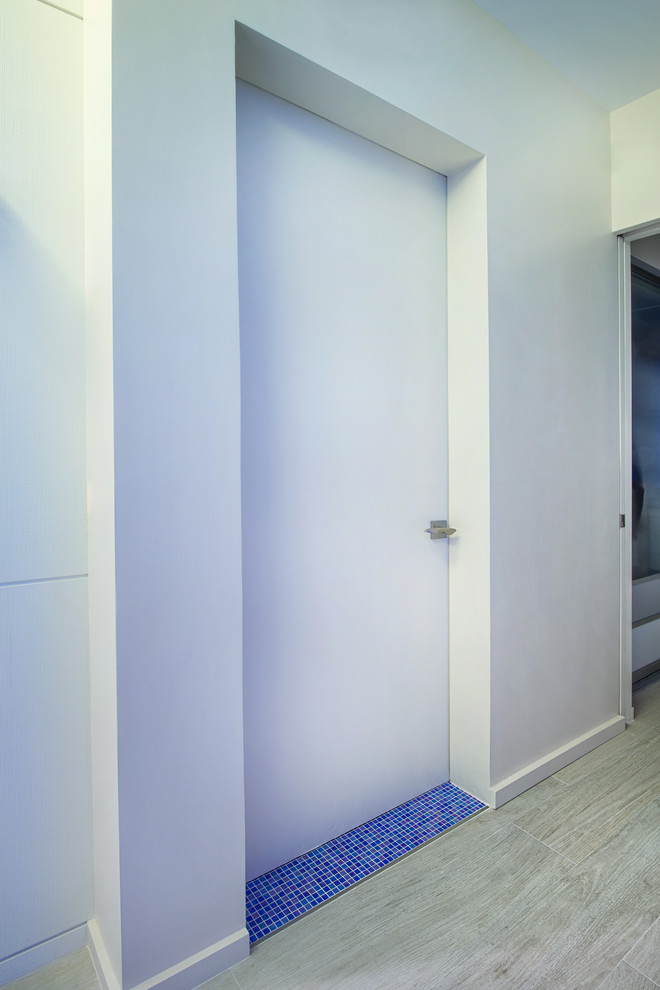 Miami Beach Artist - Modern - Bathroom - Miami - by EBL Construction ...