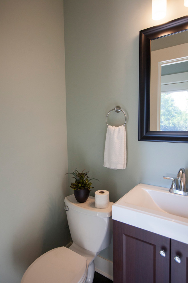 Mid Century Modern House Remodel and Staging - Midcentury - Bathroom - Grand Rapids - by At Home ...