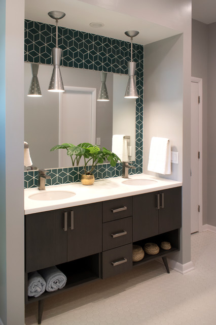 Mid-Century Modern Master Bathroom - Mid-Century - Badezimmer - Chicago - von Spectrum Design ...