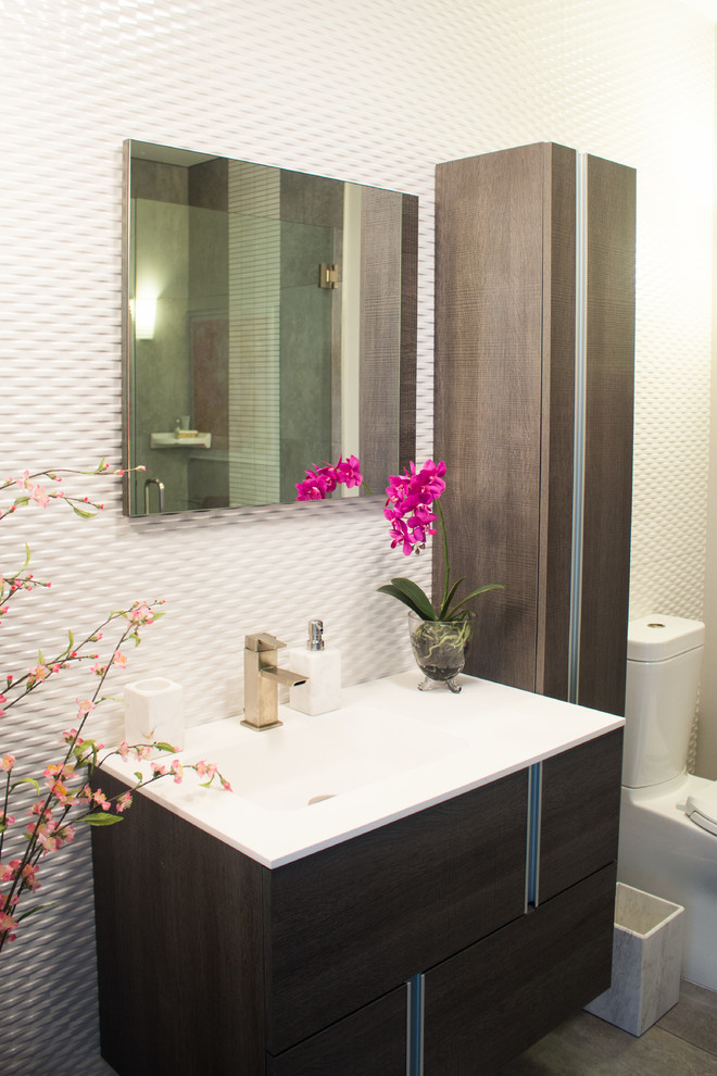 Mixed Textures for Modern Bathroom - Modern - Bathroom - Miami - by ...