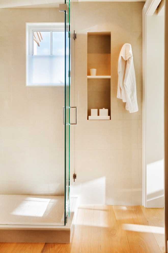 Modern Beach House - Beach Style - Bathroom - Boston - by Vicente Burin ...