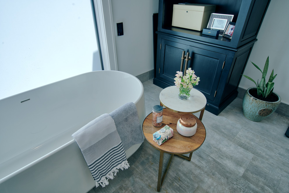 Modern Farmhouse - Modern - Bathroom - Atlanta - by Infinite Home ...