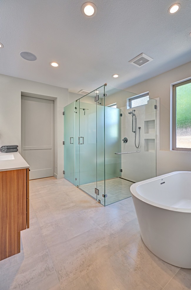 Modern Glass Master Bath - Modern - Bathroom - Sacramento - by Nar ...