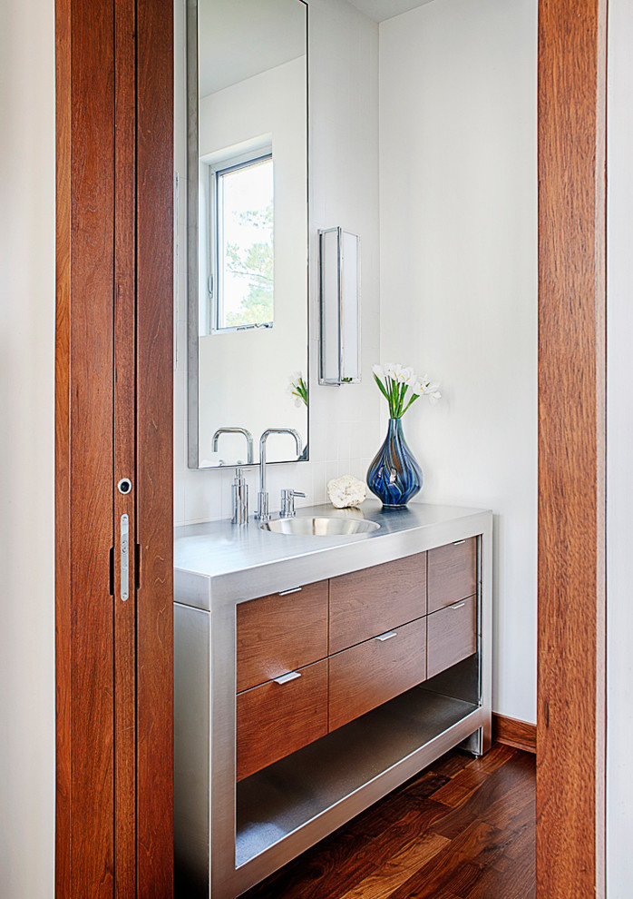 Modern Guest Bath - Modern - Bathroom - Chicago - by Michael Robinson ...
