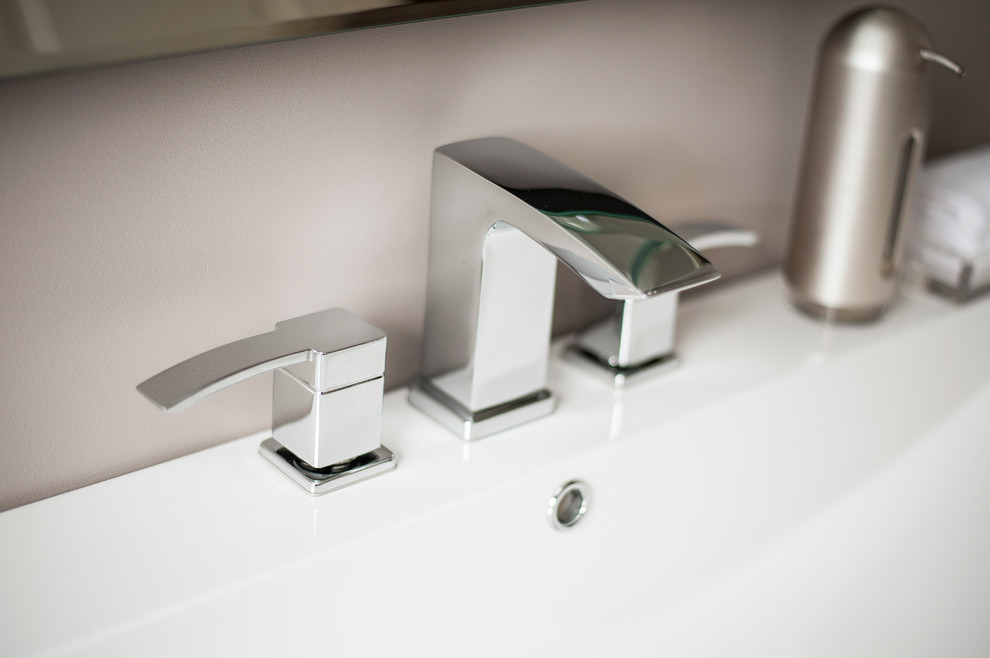 Modern Guest Washroom Upgrade - Faucet - Modern - Bathroom - Toronto ...