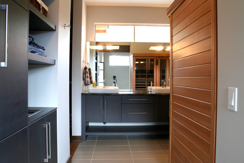 Modern Mountain on the Bench - Contemporain - Salle de Bain - Calgary ...