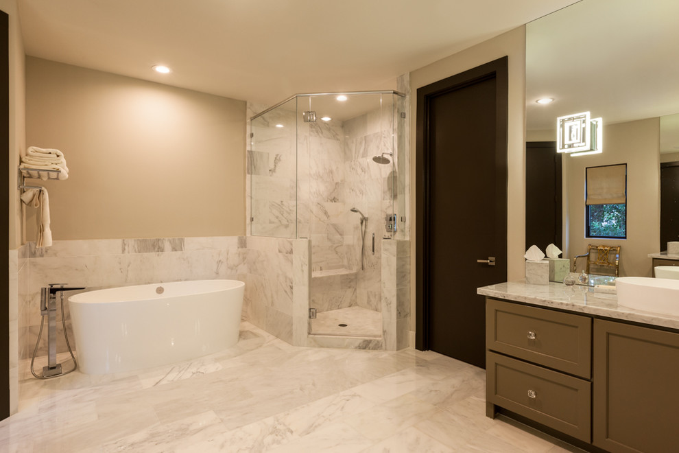 Modern Museum - Transitional - Bathroom - Houston - by Connie Anderson ...