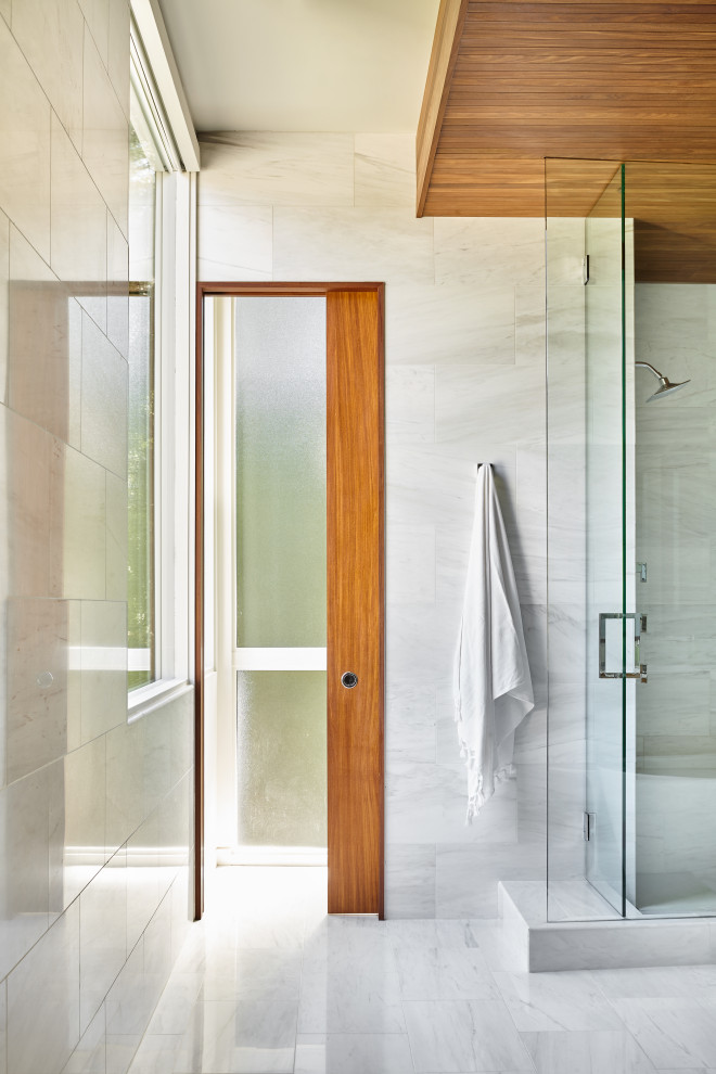 Modern Riverfront - Modern - Bathroom - Atlanta - by The Design Atelier ...