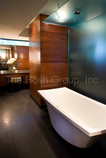 Moore bath - Contemporary - Bathroom - Detroit - by Richard Laney | Houzz