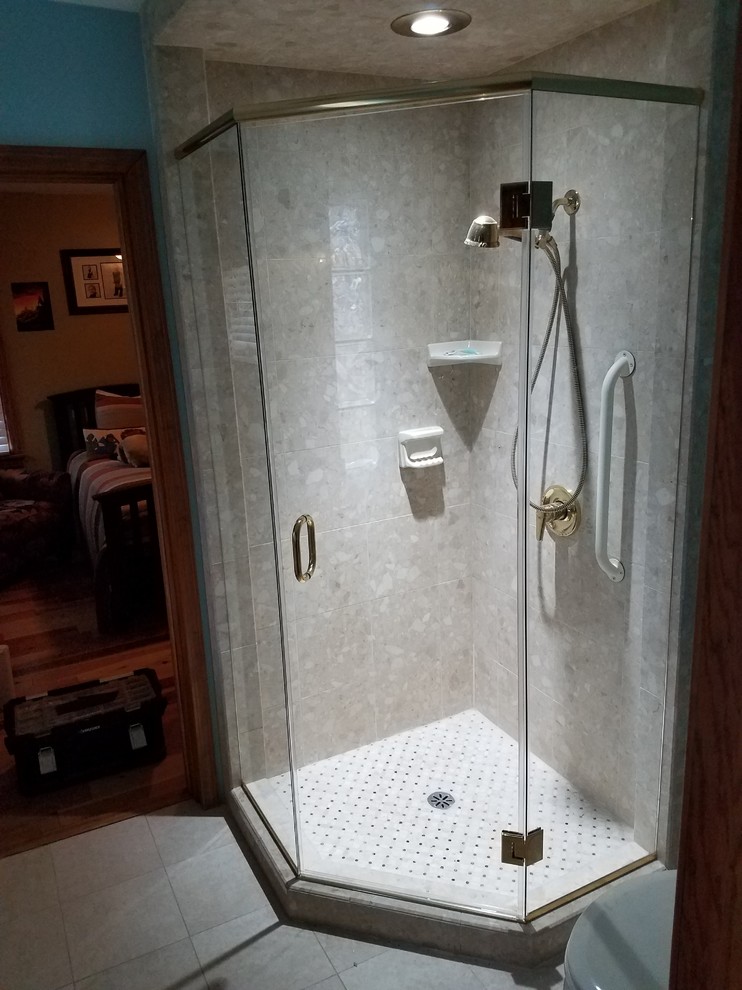 Neo angle corner shower in polished brass (gold) w/glass to glass ...