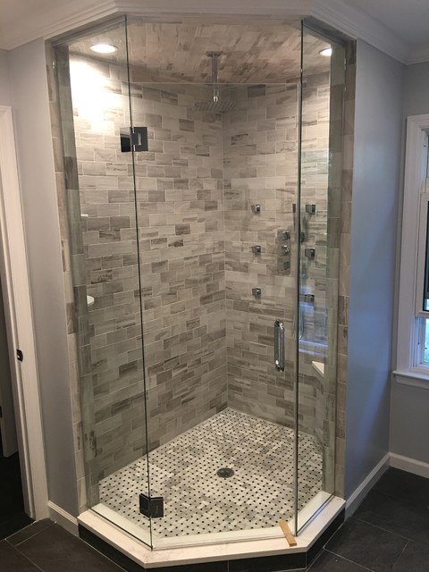 Neo Angle Showers - Bathroom - New York - by Lighthouse Shower Doors | Houzz AU