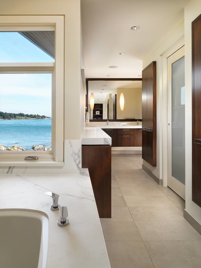 Neolith Residential Project in USA - Classique Chic - Salle de Bain ...