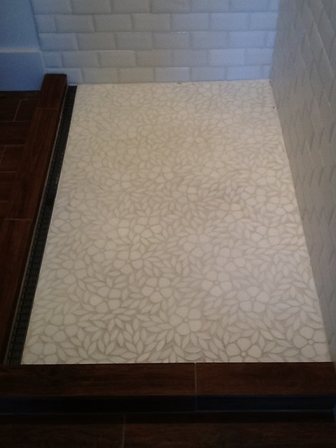 New Ravenna - Moderne - Salle de Bain - Portland - par Distinctive Tile & Design | Houzz