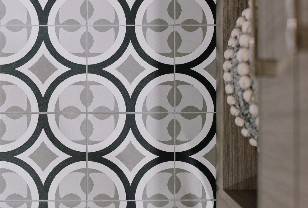 NUN'S ISLAND BATHROOM - Contemporary - Bathroom - Montreal - by HB ...