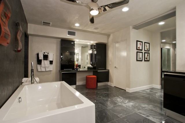 Phoenix Modern Home - Modern - Bathroom - Phoenix - by Kitchini | Houzz