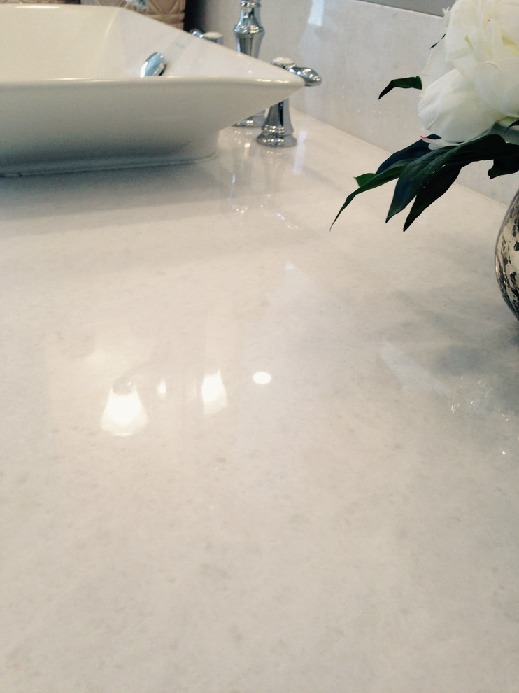 Pompeii Quartz Vanilla Ice Bathroom Countertop - Contemporain - Salle ...