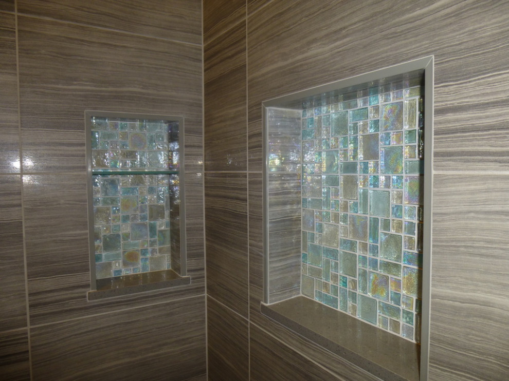 Porcelain Tile Shower 12" x 24" Rectangular Tile with modern straight ...
