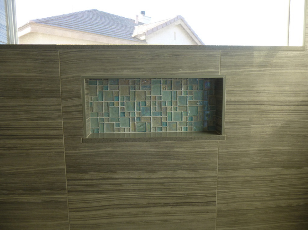 Porcelain Tile Shower 12" x 24" Rectangular Tile with modern straight ...