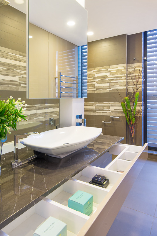 Potts Point Ensuite and dressing room - Modern - Bathroom - Sydney - by ...
