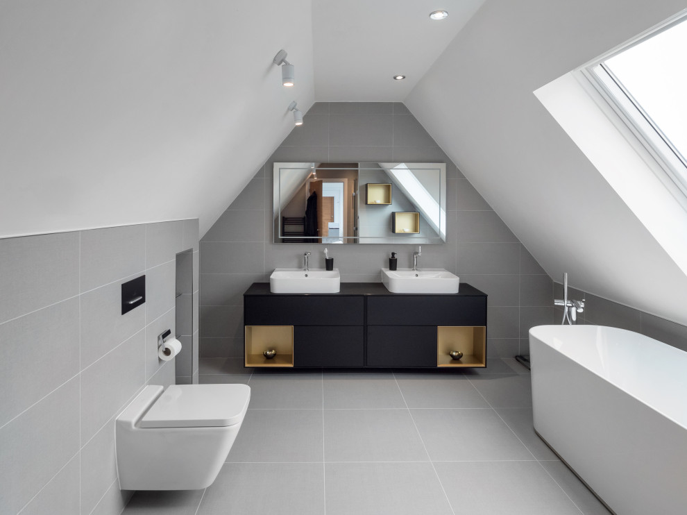 Renovation and extension of British suburban home, Walsall, UK - Modern ...