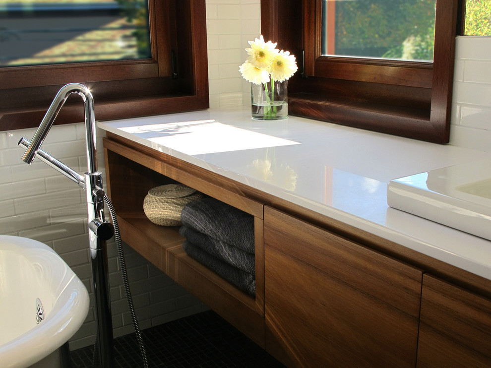 Residence Glengarry - Contemporary - Bathroom - Montreal - by Johanne ...