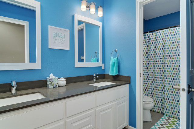 Sammamish whole house remodel - Classique Chic - Salle de Bain ...