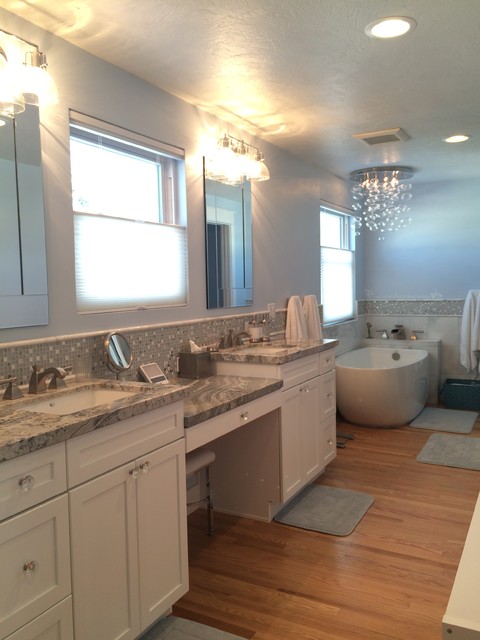 Sandy Master Bath Sanctuary - Classique Chic - Salle de Bain - Salt ...